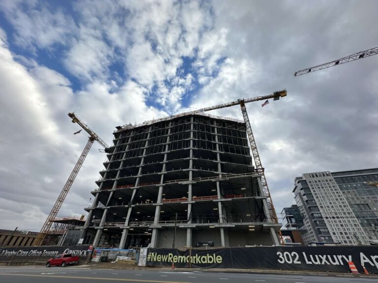 VIDA Fitness gym on track to open in Reston Station next year | FFXnow