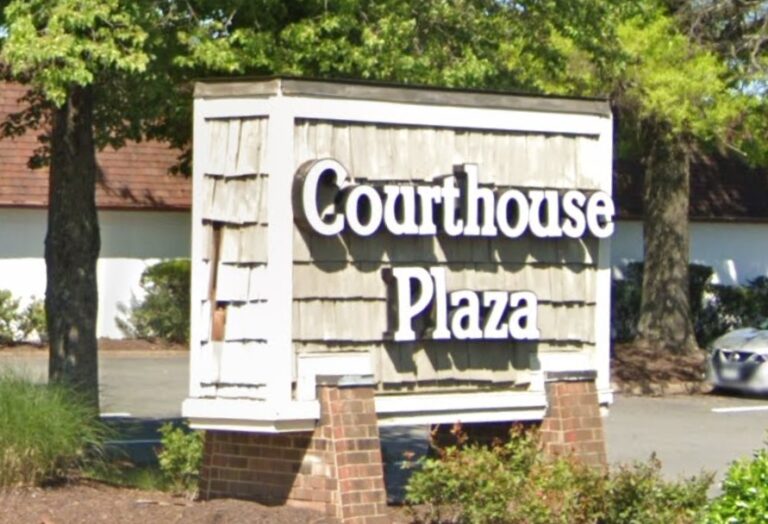 NEW: CVS to permanently close store in Fairfax’s Courthouse Plaza | FFXnow