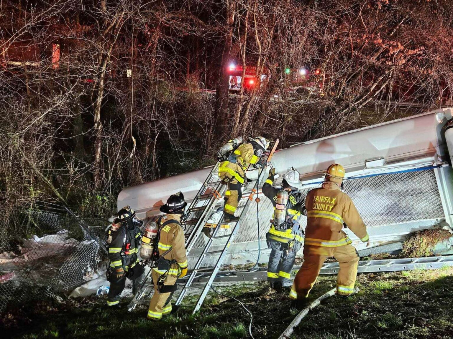 Overturned truck spills jet fuel at Fort Belvoir, prompting ...