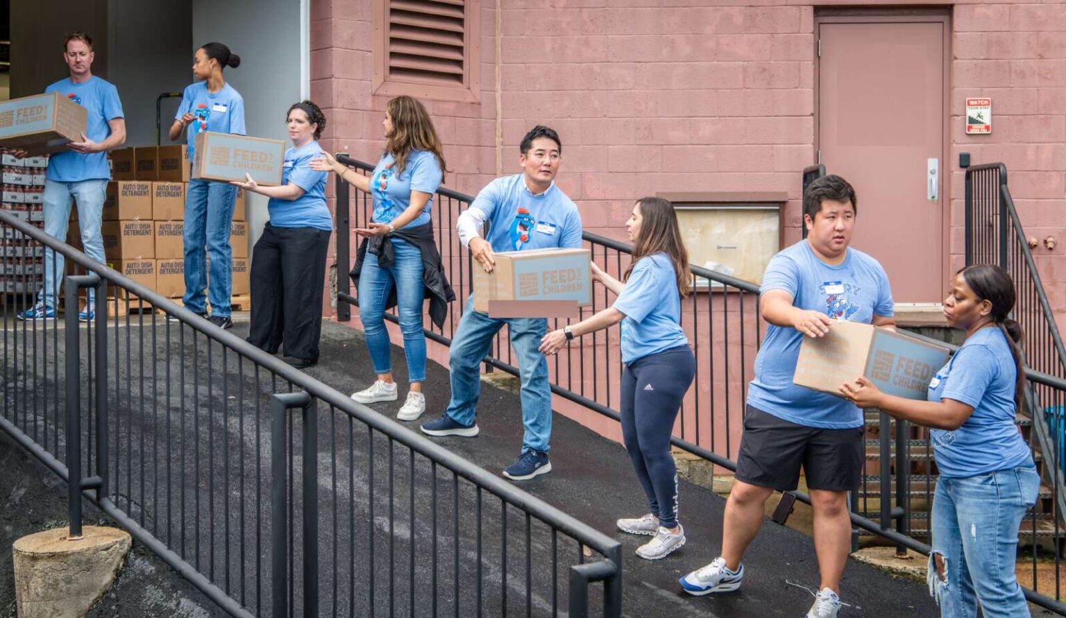 Reston-based StarKist and local nonprofits fight hunger with 100K ...