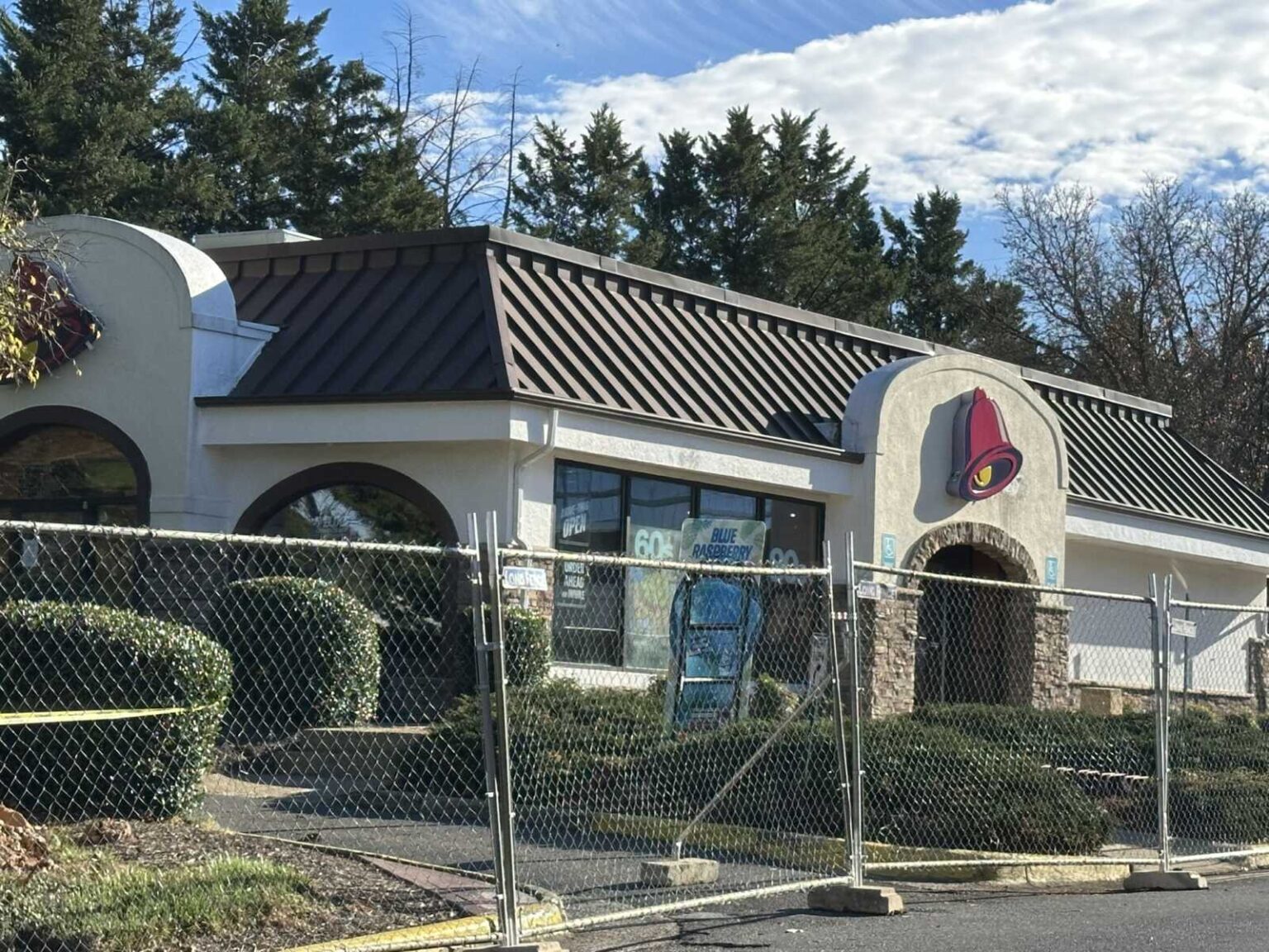 Closed Reston Taco Bell slated for demolition and replacement | FFXnow