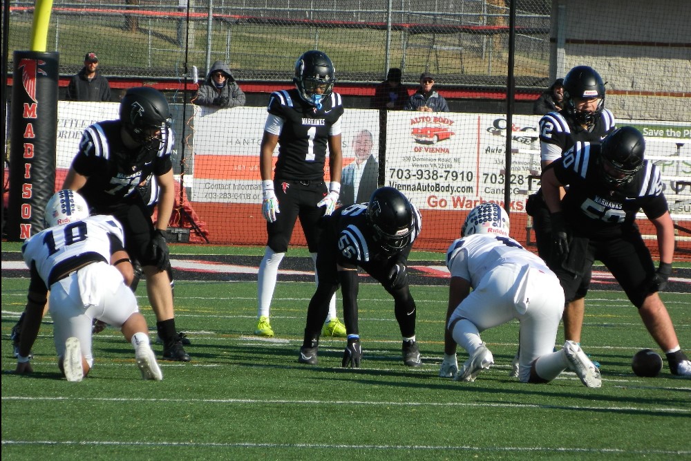Madison senior football player chosen as region’s best on offense | FFXnow