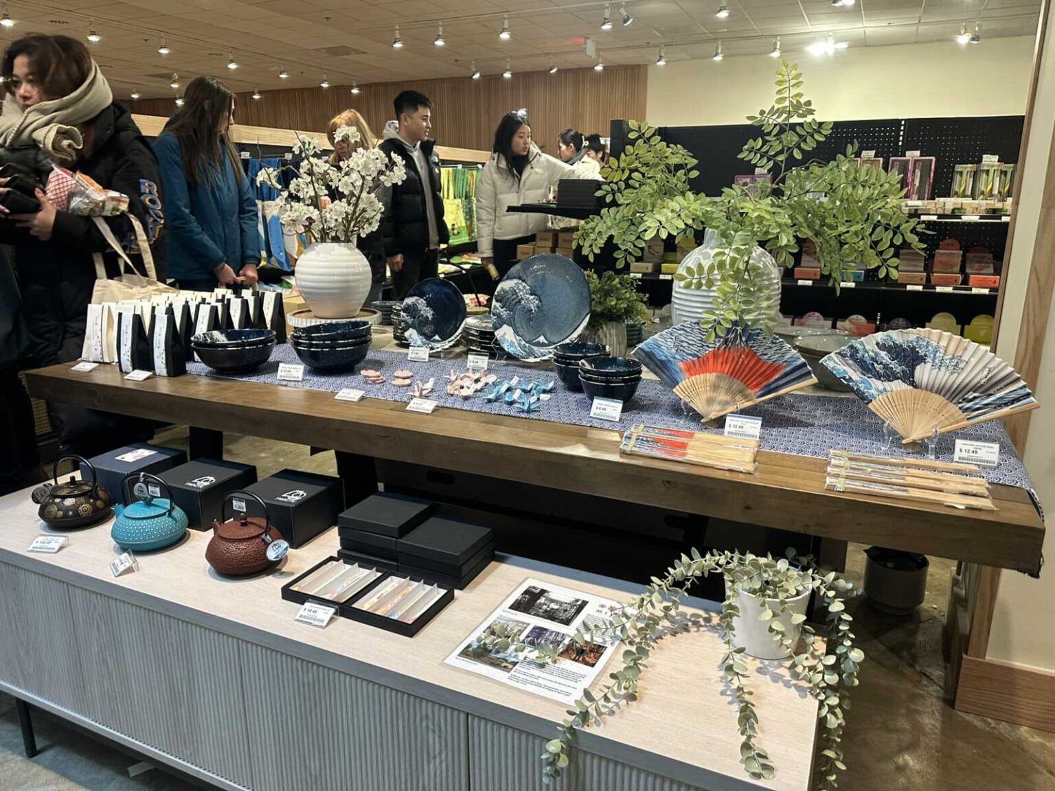 Photos: Marufuji Japanese Market draws crowd for grand opening in ...