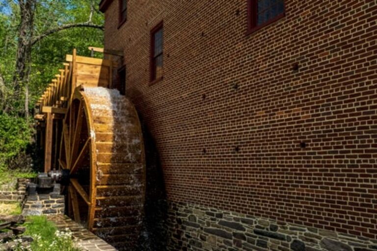 Whiskey tasting, outdoor movie screening coming to Colvin Run Mill | FFXnow
