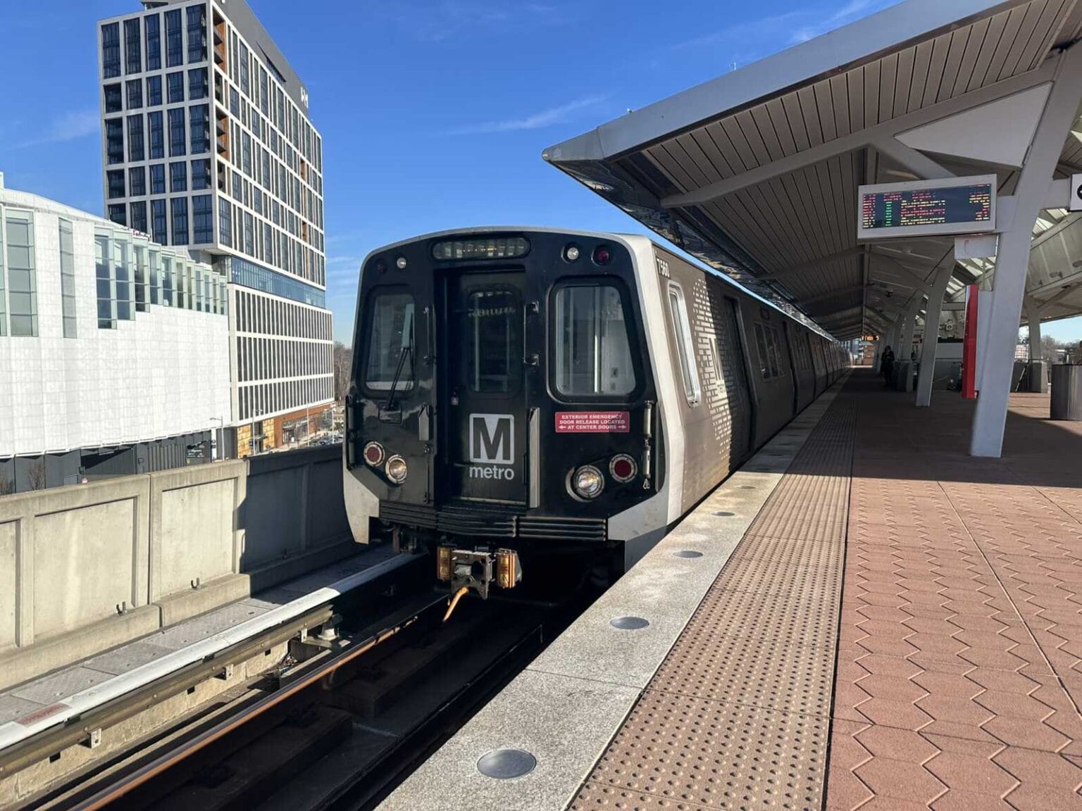 Fairfax leaders mostly upbeat on Metro budget plan, as state considers ...